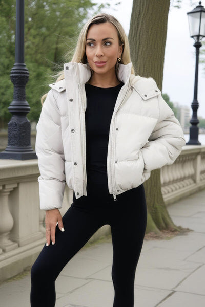Oyster Hooded Short Puffer Coat – AX Paris US